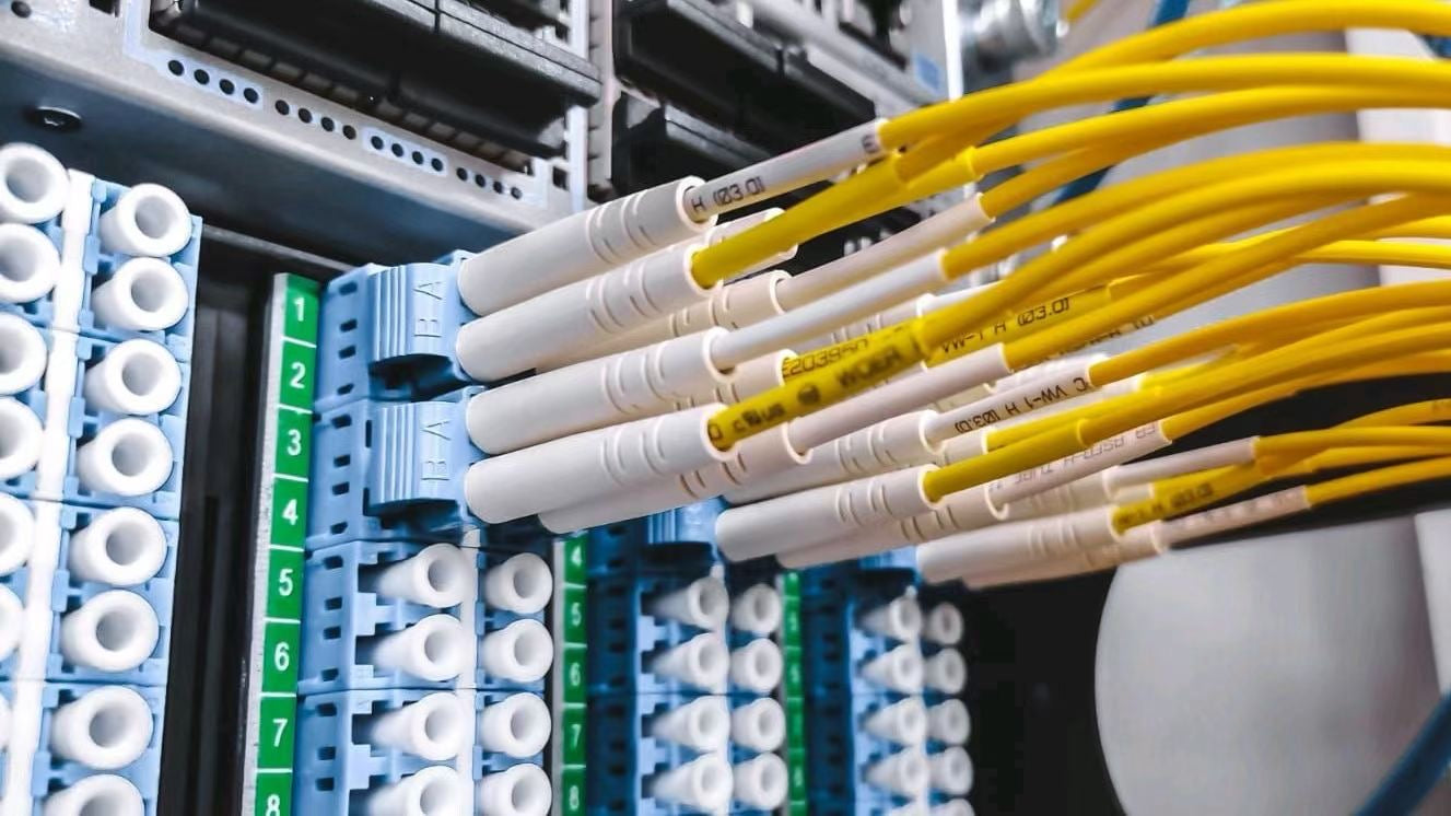 FIber optic cables – DFT TELECOM